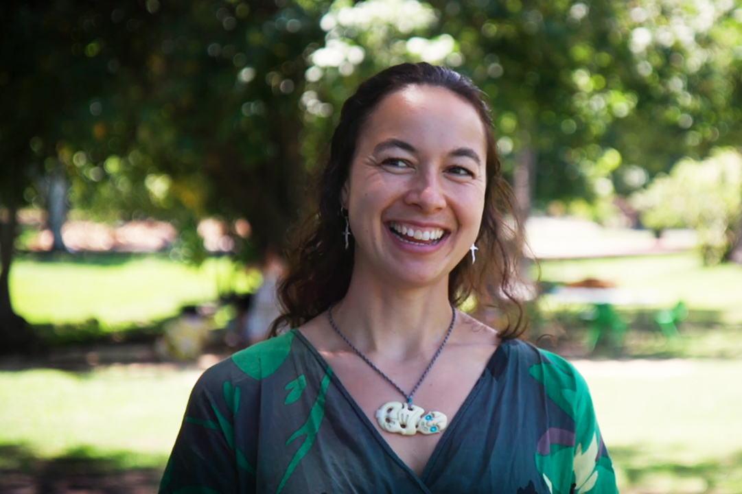 Watch: Nikau Hindin at the ‘Ahu: Ngā Wairua o Hina wānanga | Te Papa